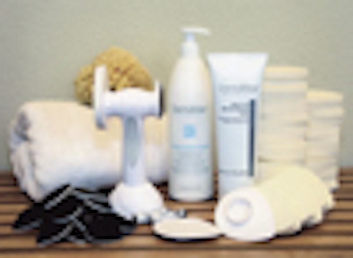 DermaNew Pro Treatment Essentials Kit | Skin Inc.